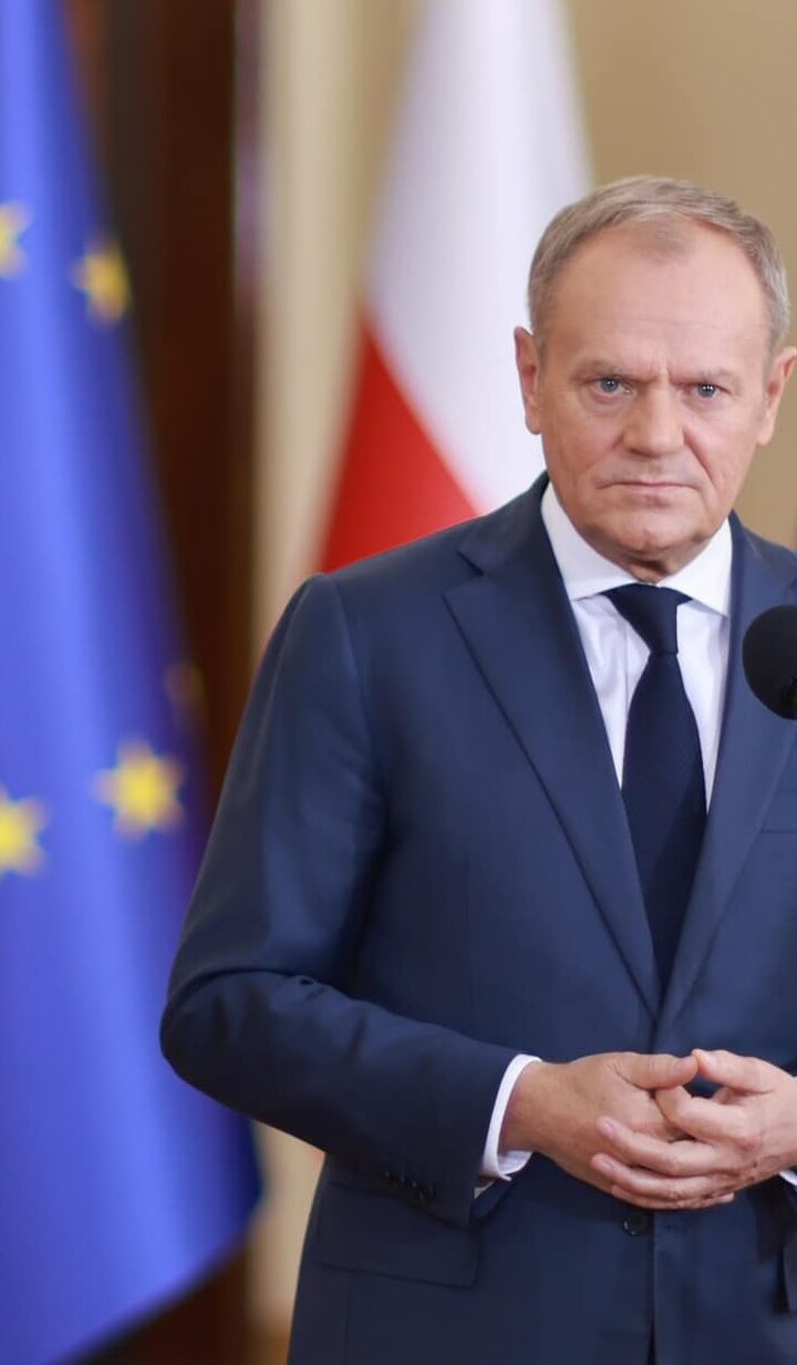"Nie lubi rozliczeń". Tusk rozmawiał z Orbanem o azylu dla przestępcy Romanowskiego (WEBSTORIES)