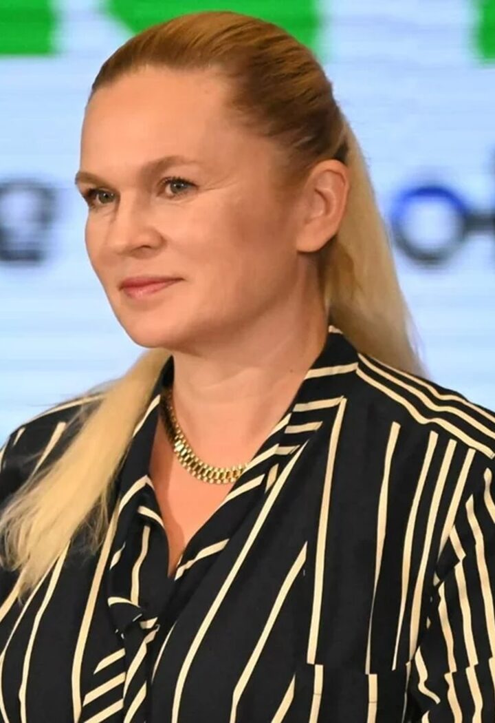 Nowacka zmienia zdanie w sprawie "edukacji zdrowotnej" (WEBSTORIES)